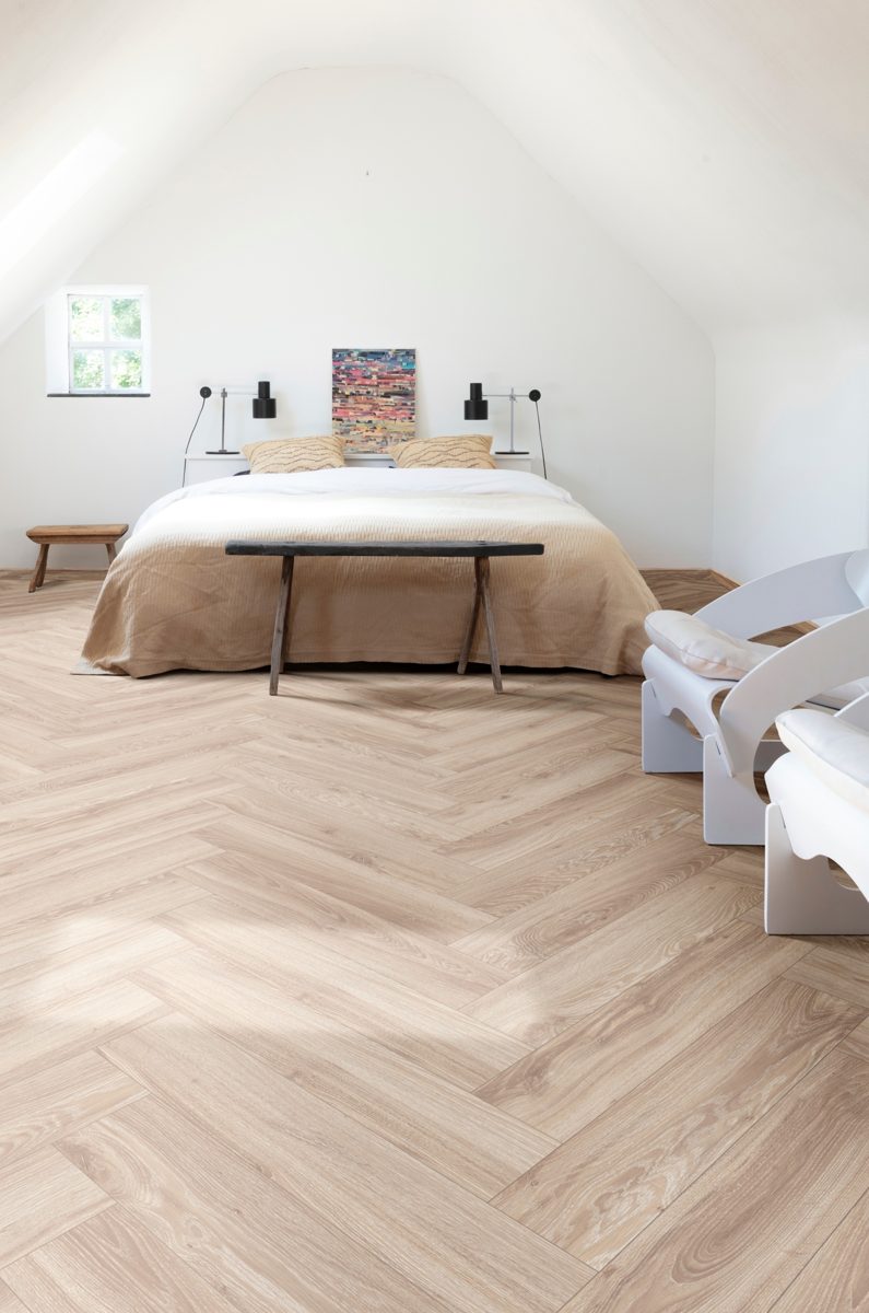 Moduleo LayRed Blackjack Oak 22205 Click Herringbone Vinyl 400089611
